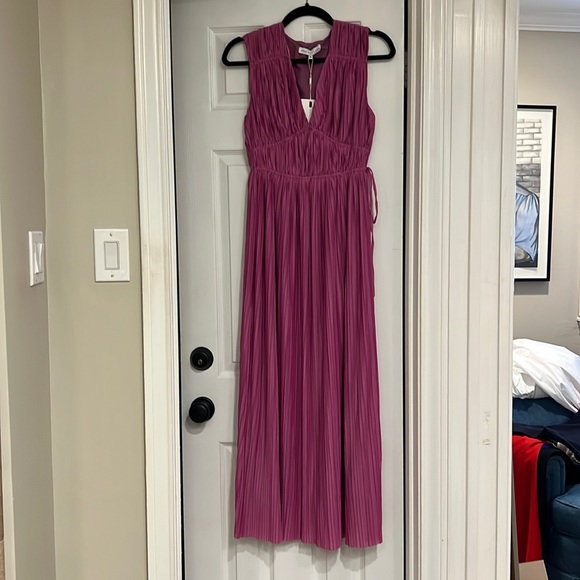 Endless Rose | Dresses | Nwt Endless Rose Fuchsia Pleated Midi Dress Xs ...